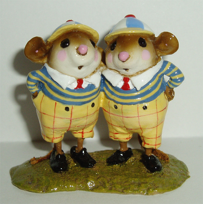 AIW-05 Tweedle Dee & Dum